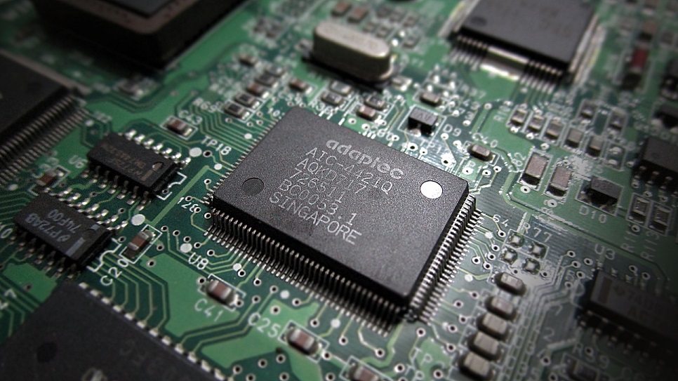 High Level Languages For Microcontrollers S Ravivarman